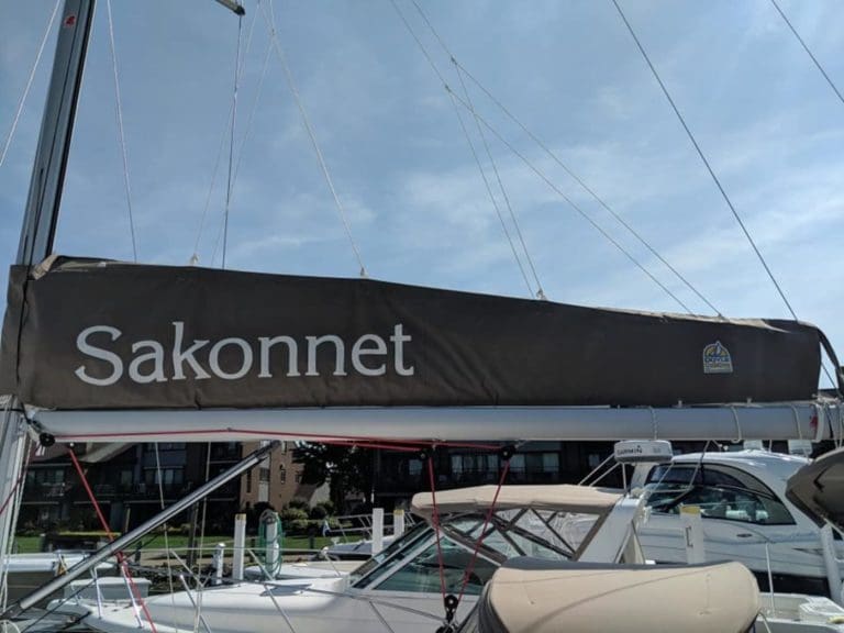 INSTALLING A STACKING MAINSAIL SYSTEM - Doyle Sails